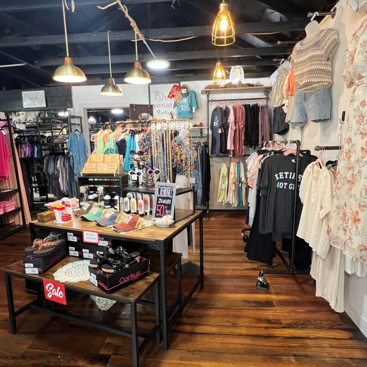 THE Clothing Co. - LeClaire, Iowa