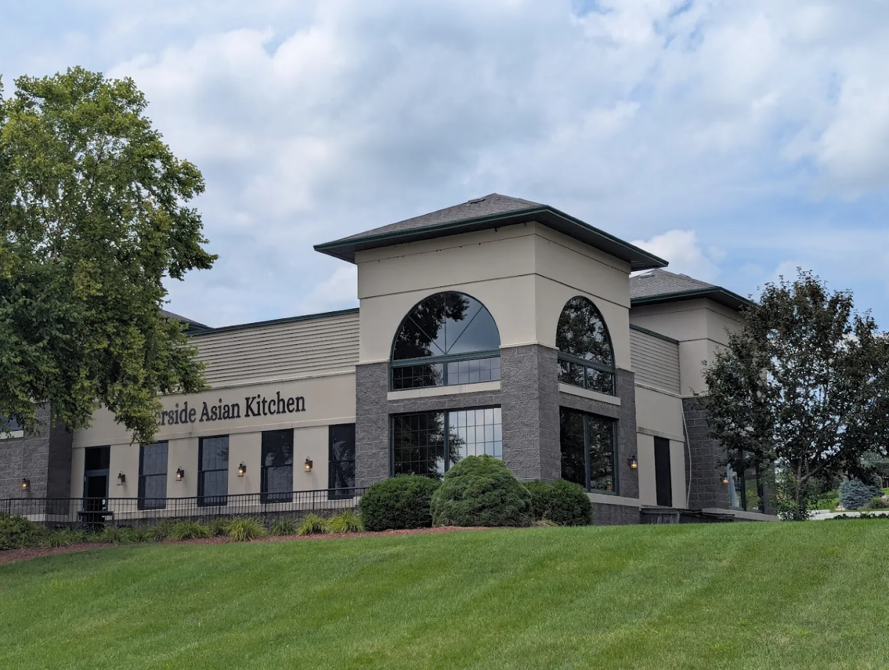 Riverside Asian Kitchen - LeClaire, Iowa
